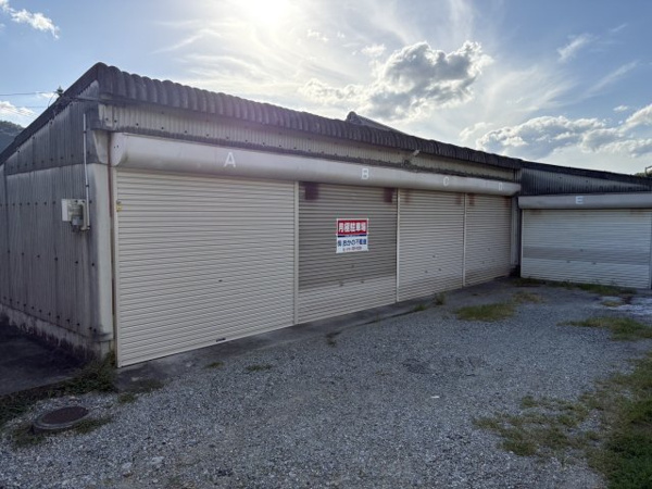 石田ガレージ B - 白浜の宮駅 - 駐車場【いえらぶ物件検索】